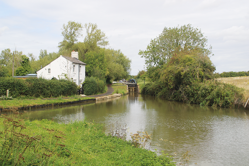 Cruise Guide: Thames Ring Part 3: Windsor to Banbury - Canal Boat