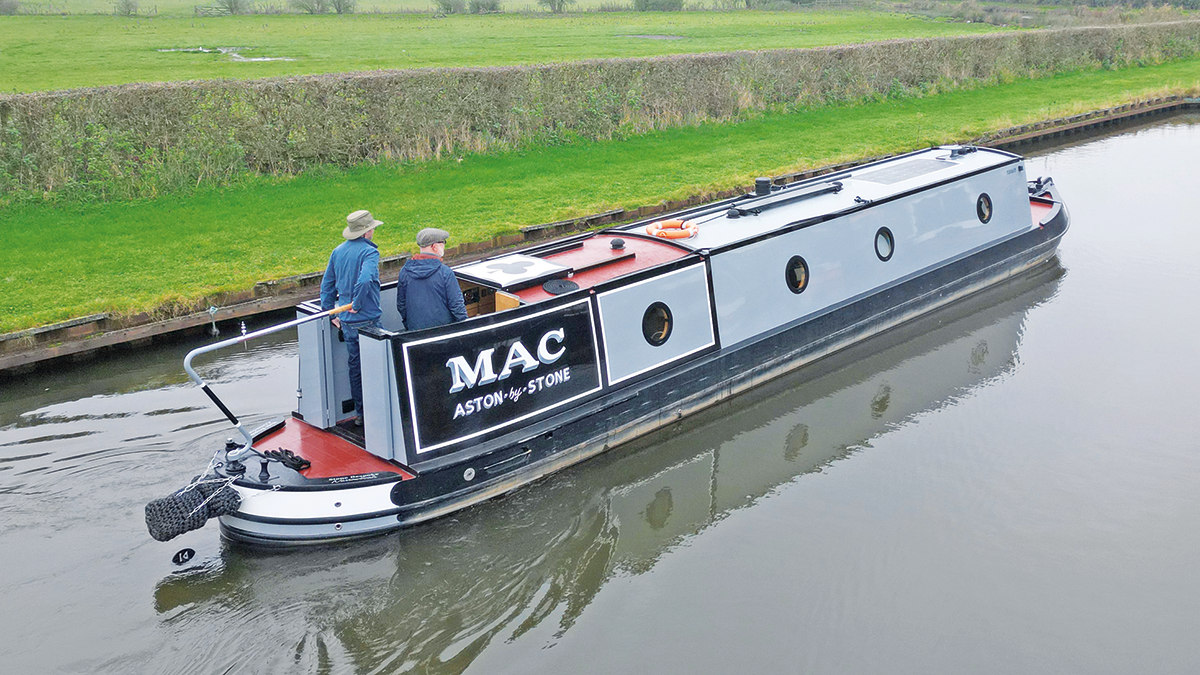 Boat Test: Mac is back in town - Canal Boat