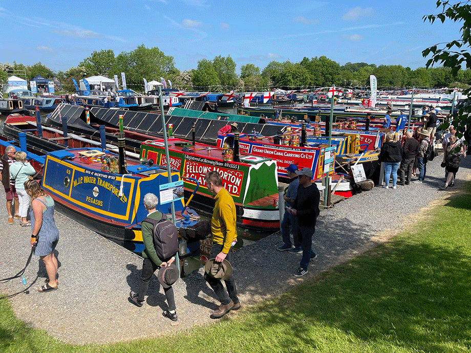 Thousands enjoy 23rd Crick Boat Show - Canal Boat