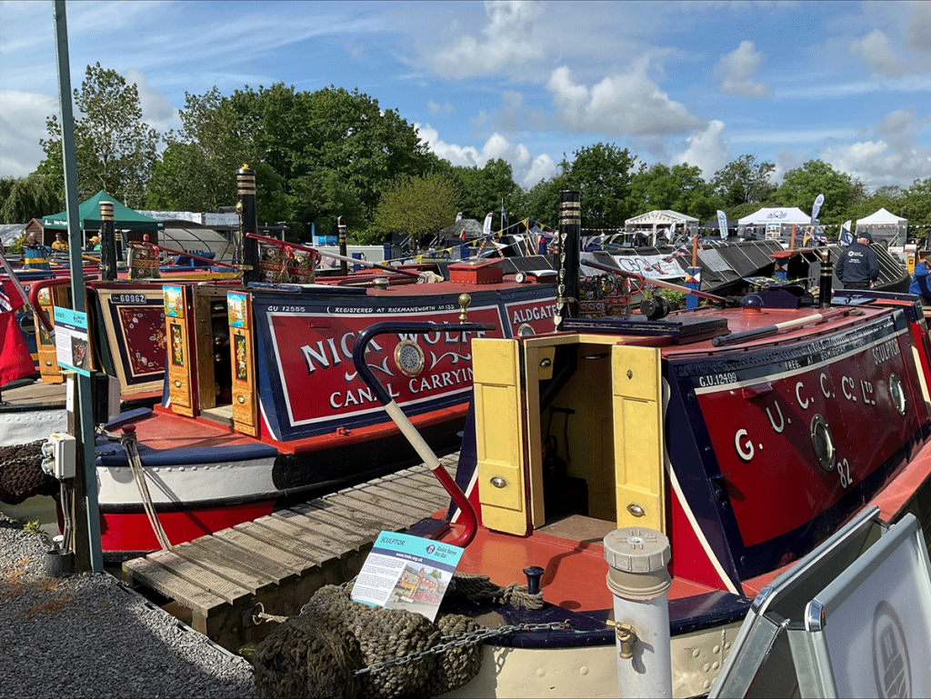 Top 10 Things to do at Crick Boat Show - Canal Boat