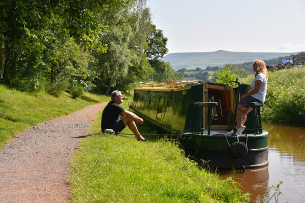Discover the UK's canals by boat in 2026 - Canal Boat